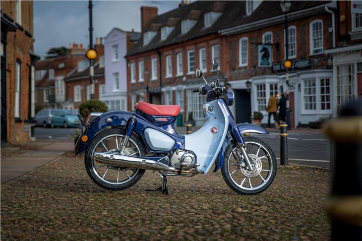 Review: Honda Super Cub | Product Reviews | Honest John